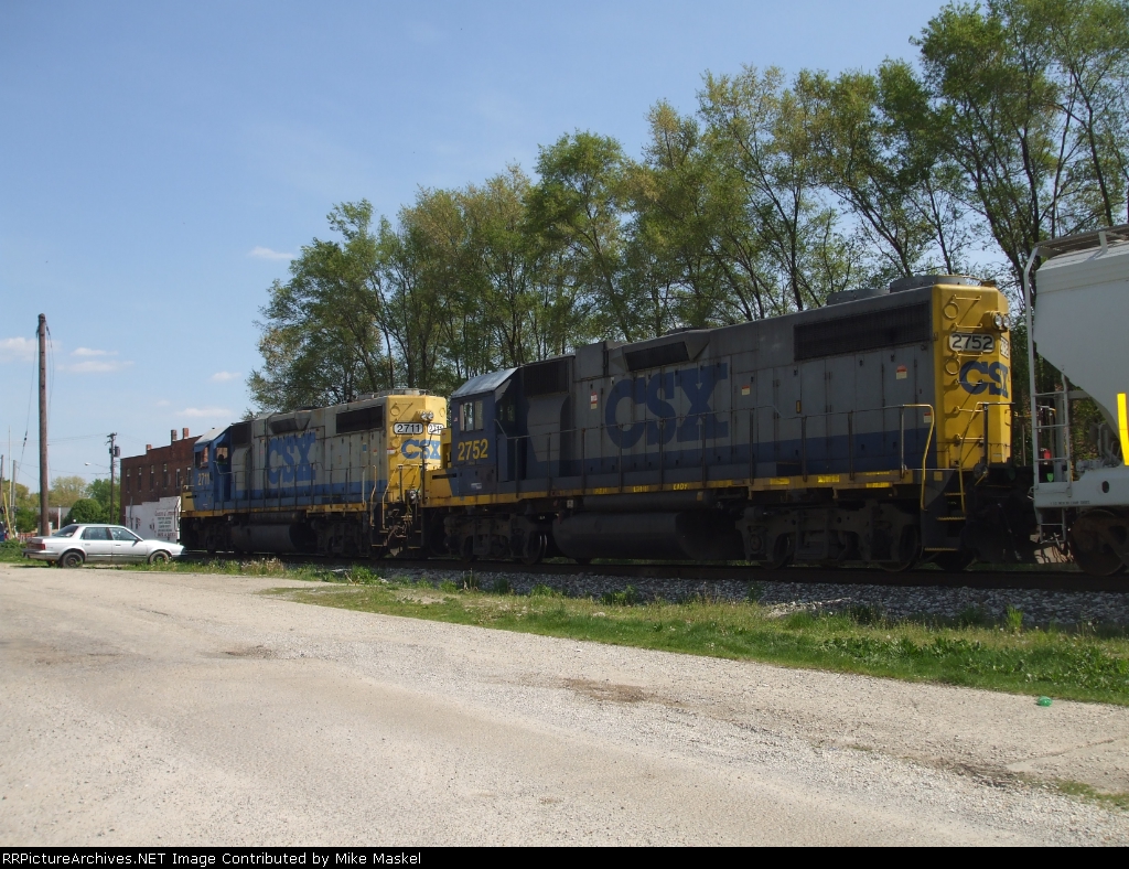 CSX 2711